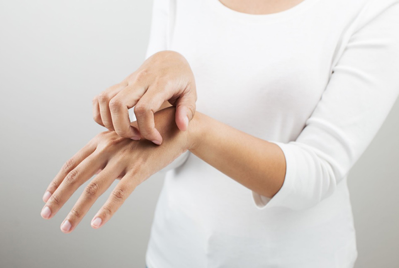 The Biblical Meaning Of Right Hand Itching Exploring The Superstition